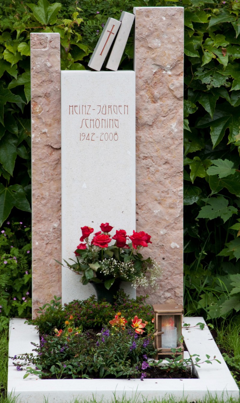 Handwerkliche Grabsteine | Steinmetz Herbert Baldauf Immenstadt Allgäu