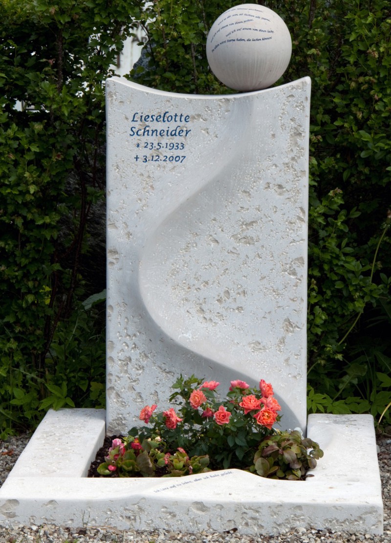 Handwerkliche Grabsteine | Steinmetz Herbert Baldauf Immenstadt Allgäu