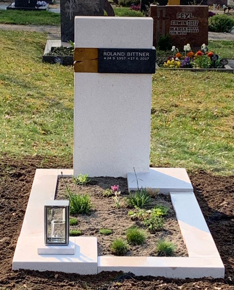 Handwerkliche Grabsteine | Steinmetz Herbert Baldauf Immenstadt Allgäu