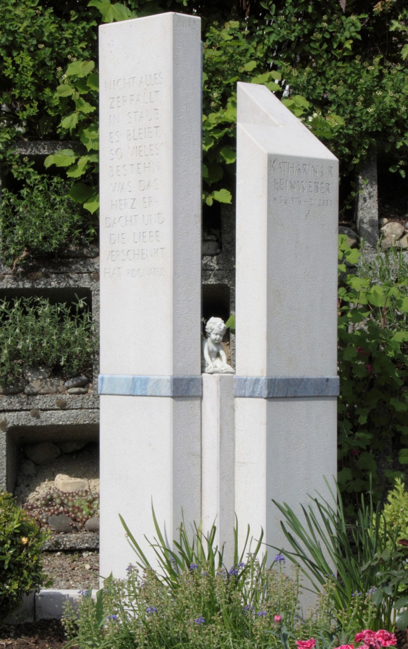 Handwerkliche Grabsteine | Steinmetz Herbert Baldauf Immenstadt Allgäu